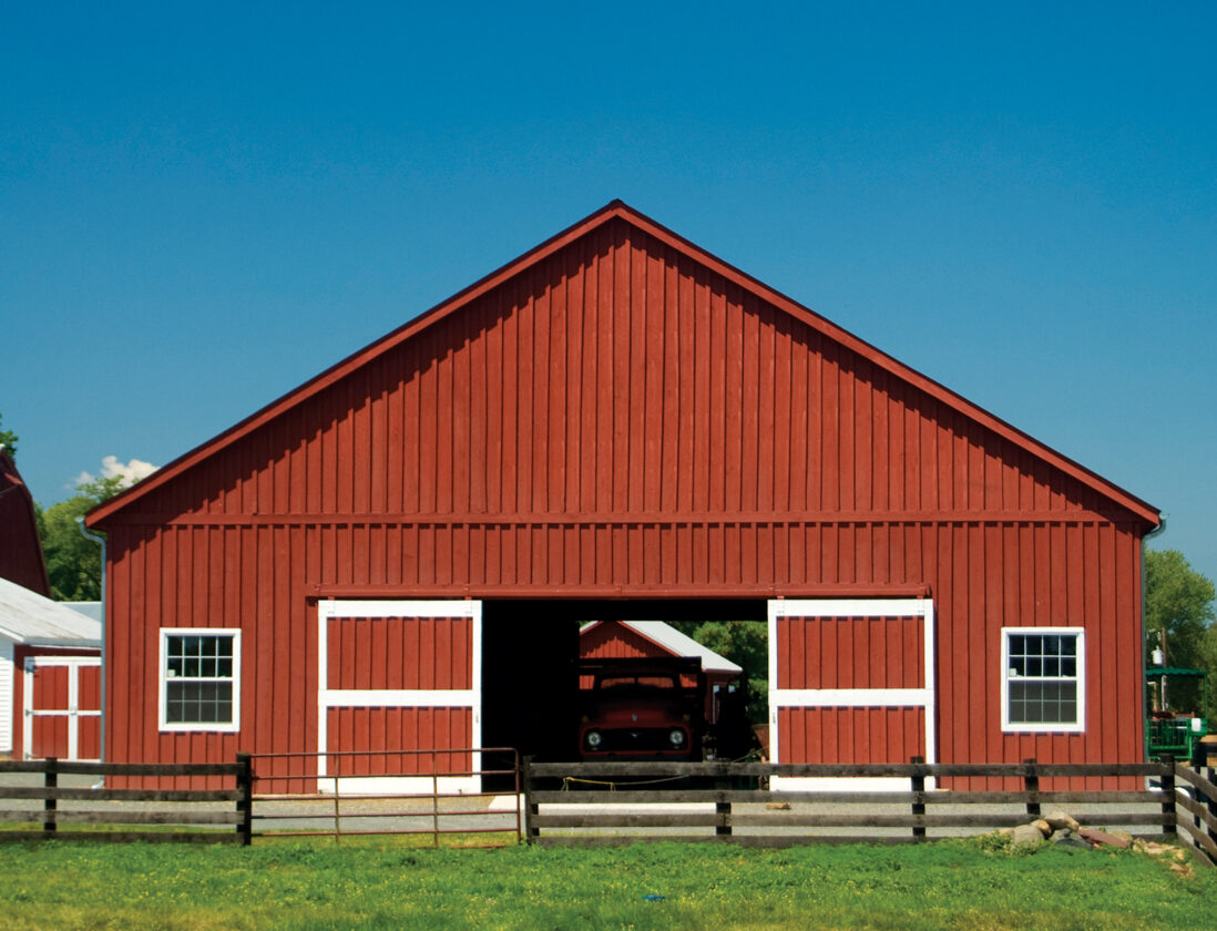 Build a Pole Barn the Easy Way - Grit